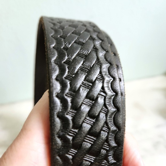 Boston Leather | Accessories | Boston Leather Belt Black Hook And Loop ...